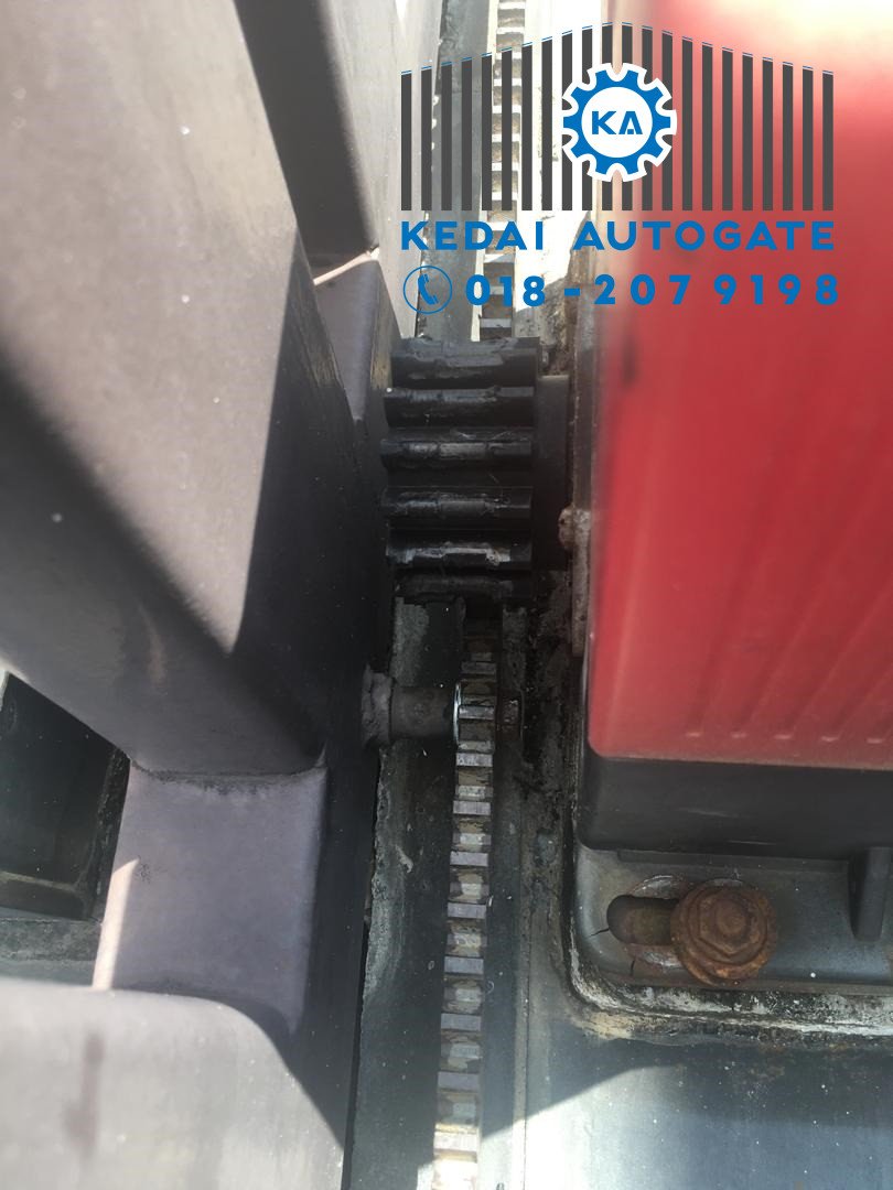 Autogate Klang – Sliding Autogate Nylon Pinion Gear Worn Out - KA ...